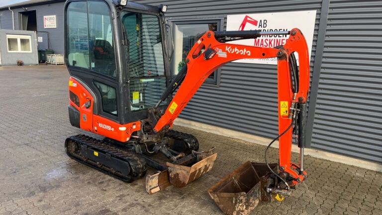 Kubota KX019-4 Tilt fæste med hydraulisk s30 hurtigskifte - AB ...